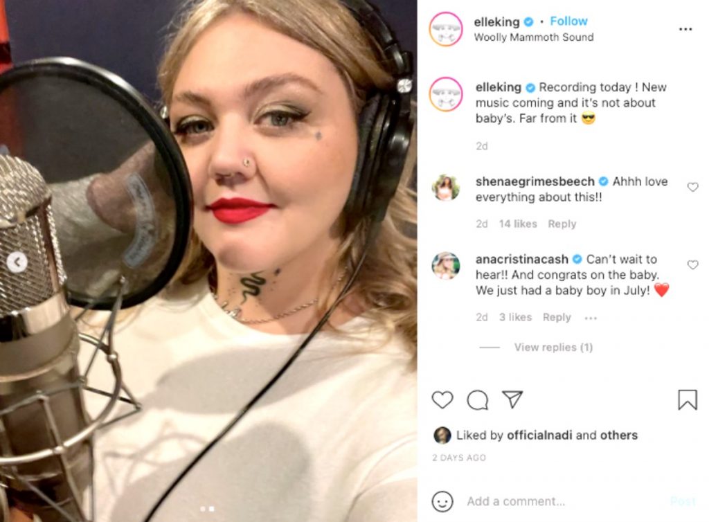 Elle King Says that Performing with Miranda Lambert is Better than ...