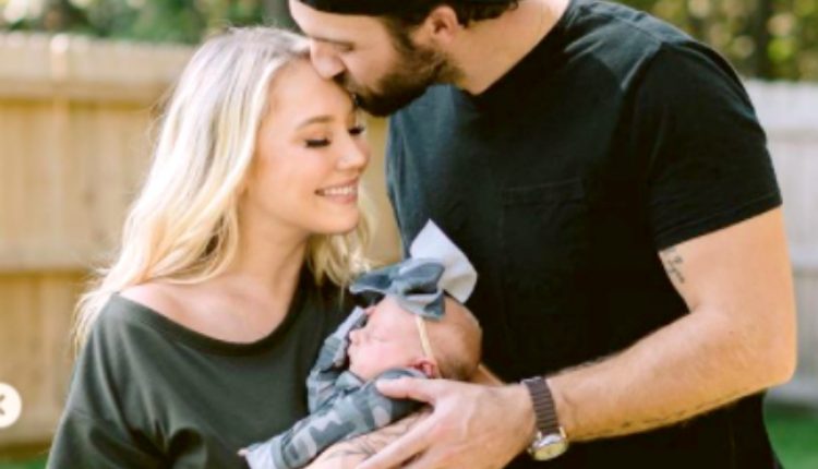 RaeLynn Introduces Her Daughter Daisy Rae to the World - Country Music Lane